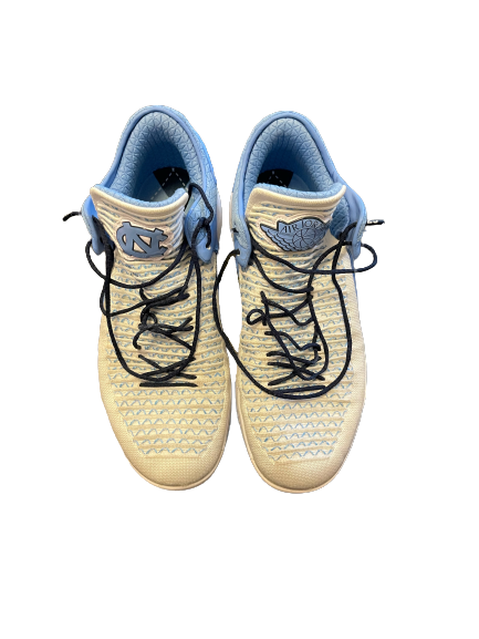 Justin Pierce North Carolina Basketball GAME WORN PLAYER EXCLUSIVE Sho ...