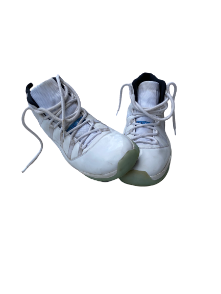 Kennedy Meeks UNC Jordan Game-Worn Sneakers (Size 17) – The Players Trunk