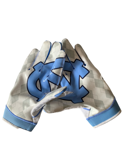 Roscoe Johnson North Carolina Football Player Exclusive Gloves (Size X ...